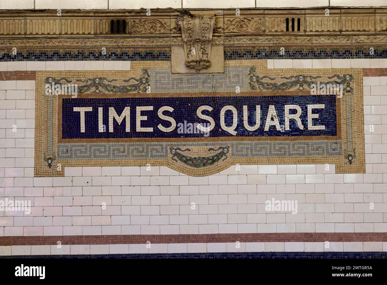 New york subway sign times square hi-res stock photography and images ...