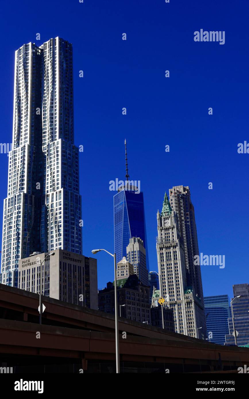 Shiny new road signs hi-res stock photography and images - Alamy