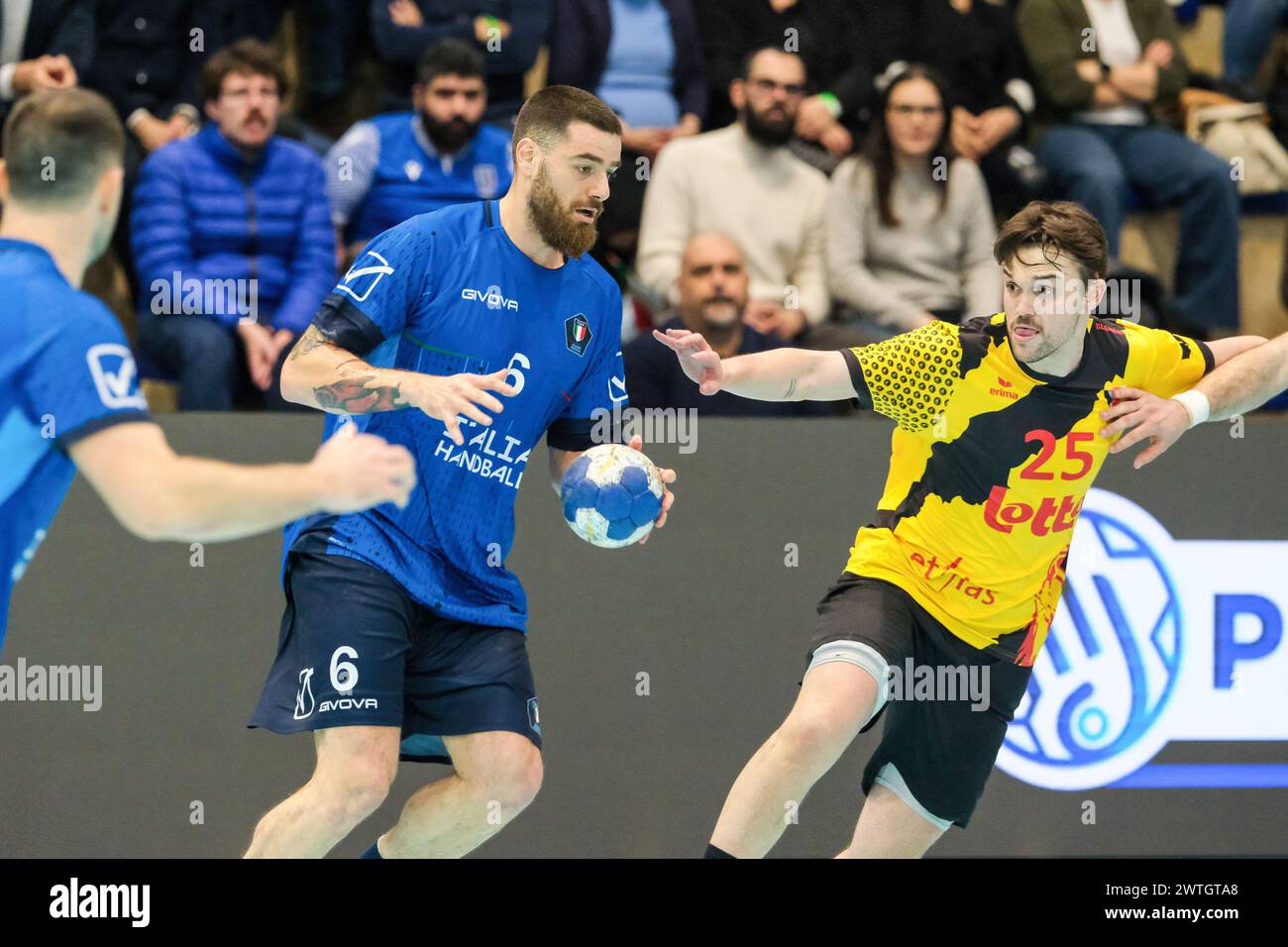 Pescara, Italy. 17th Mar, 2024. Davide Bulzamini of Italy (L) and ...
