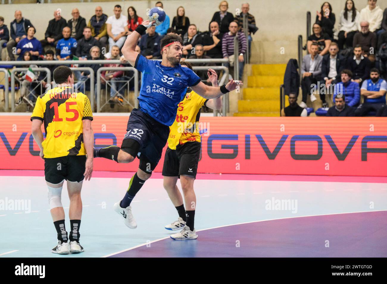 Pescara, Italy. 17th Mar, 2024. Andrea Parisini of Italy in action ...