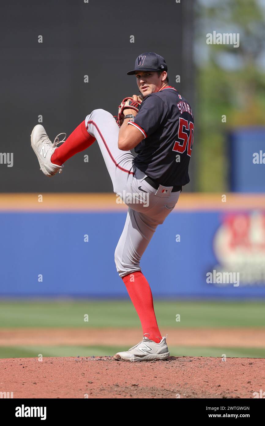 Port St Lucie, FL: Washington Nationals pitcher Travis Sykora (50 ...