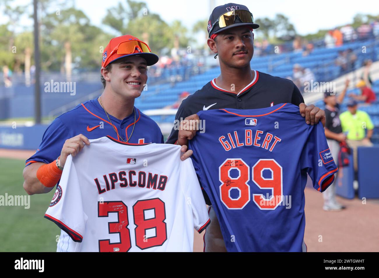 Port St Lucie, FL: New York Mets right fielder Drew Gilbert (89) and ...