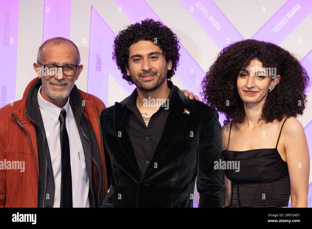 Red kamel hi-res stock photography and images - Alamy
