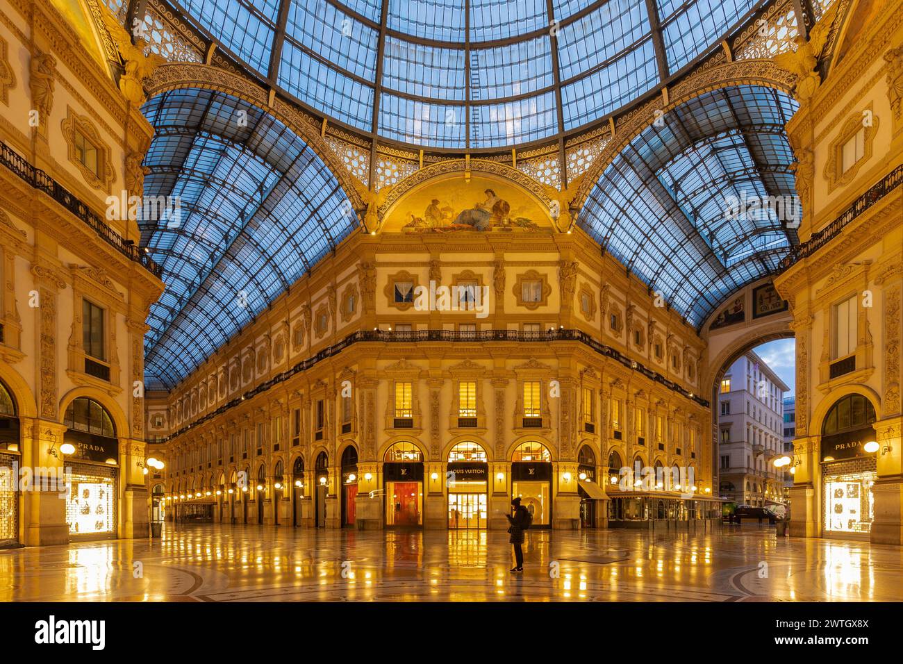 Galleria Vittorio Emanuele 2 is the oldest active luxury shopping ...