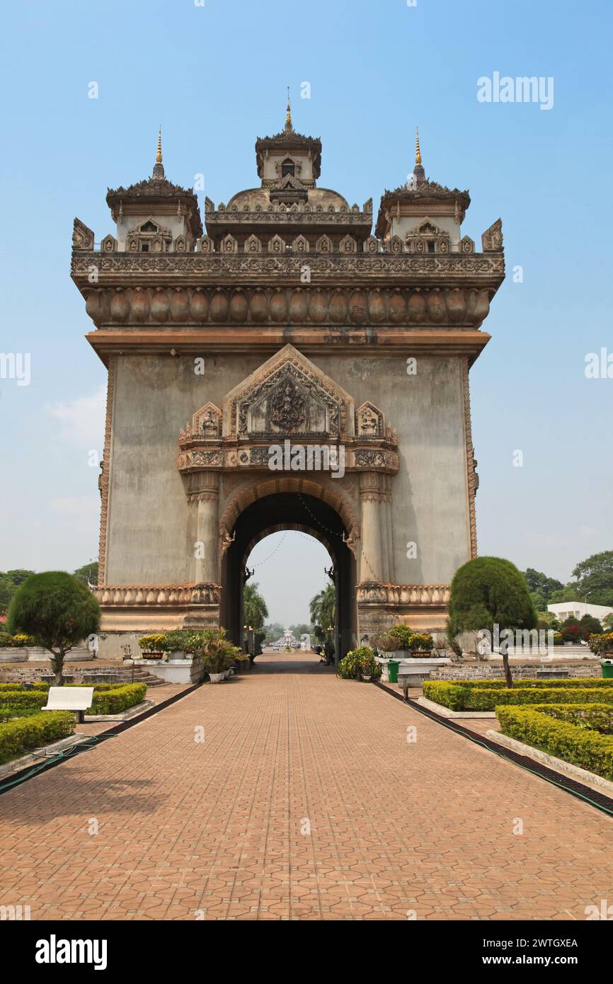 This monument Patuxai (The victory gate of Vientiane) is a famous ...