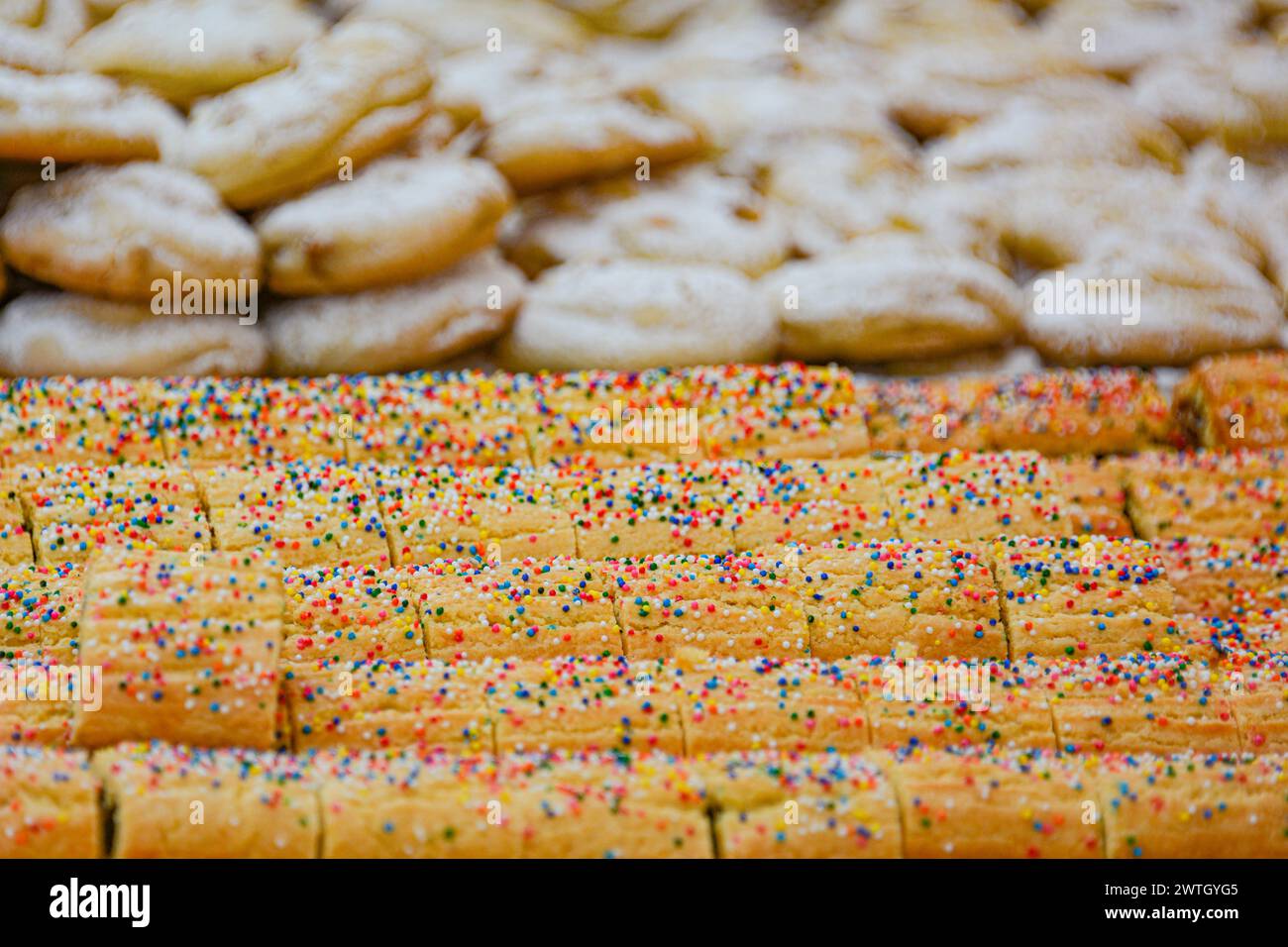 Baked goods store hi-res stock photography and images - Alamy