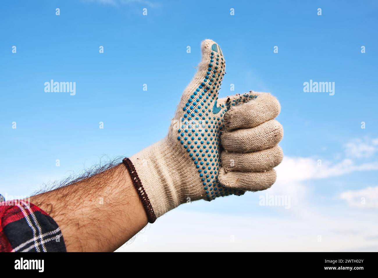 Approval hand sign hi-res stock photography and images - Alamy