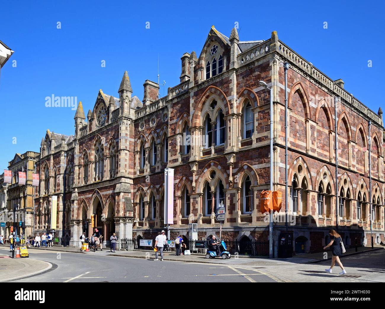 Gothic memorial art hi-res stock photography and images - Alamy