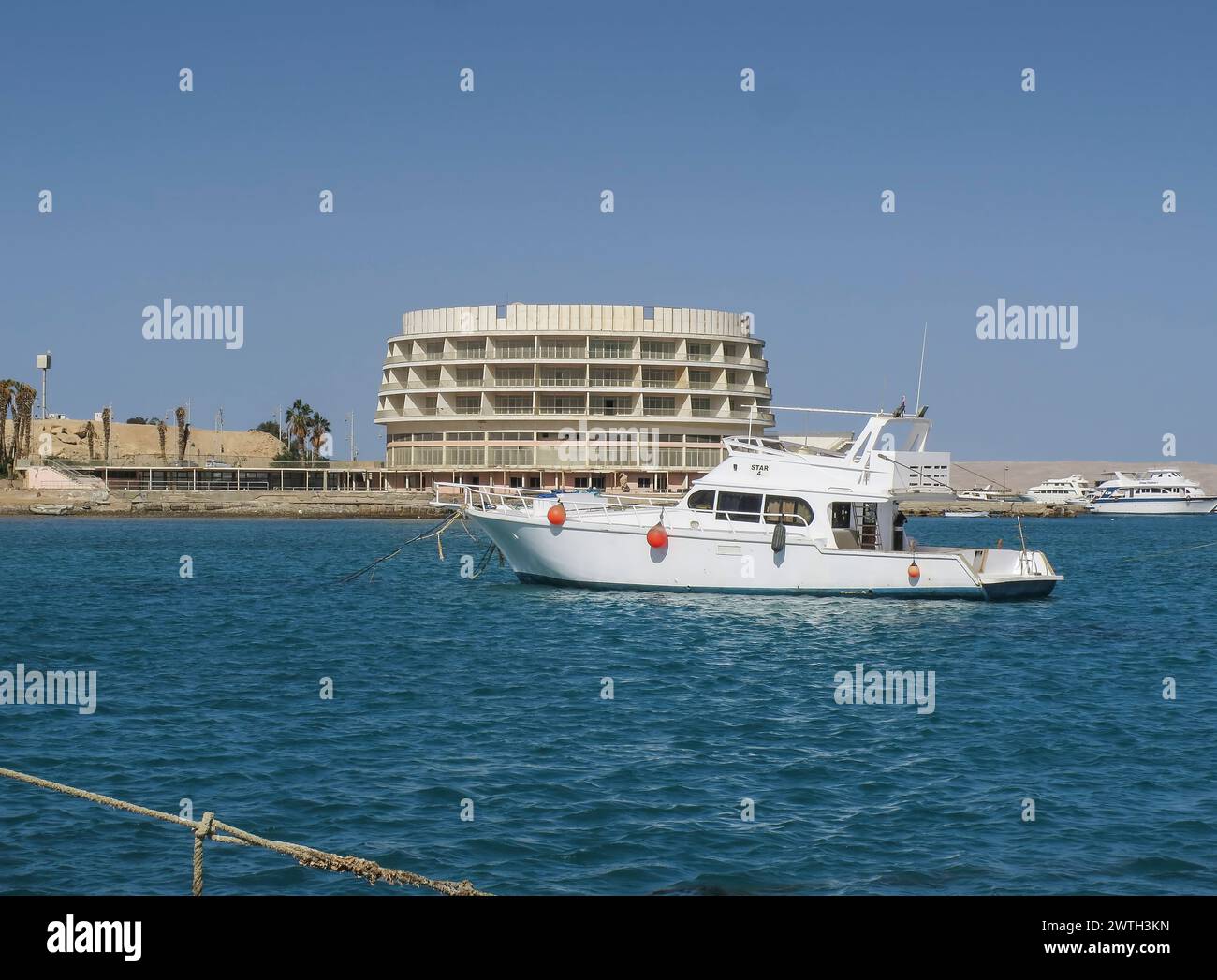 Yacht, Ausflugsschiff vor dem Old Sheraton Hotel, Hurghada, Ägypten ...