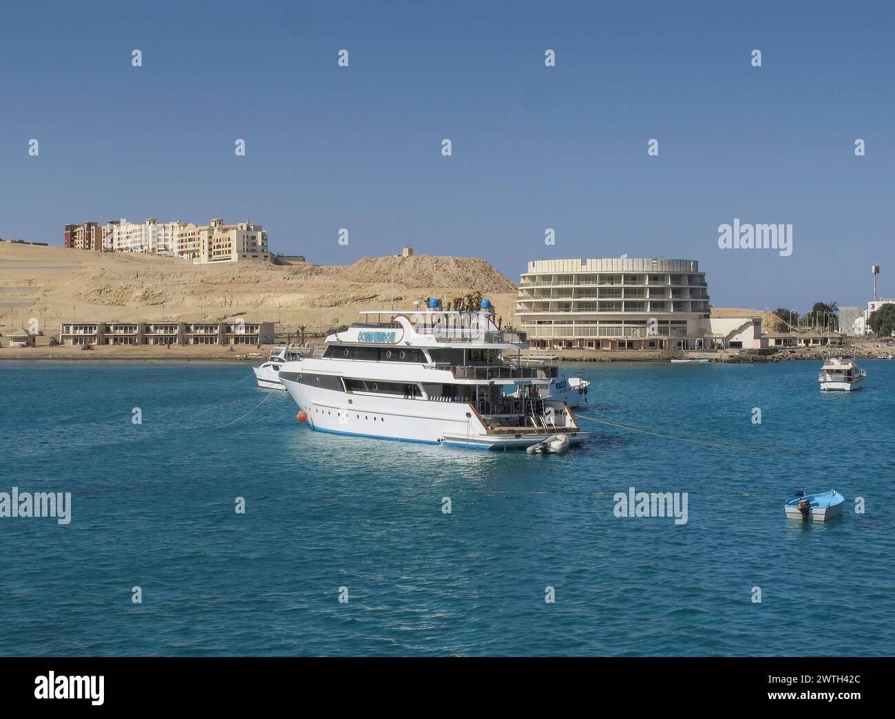 Yacht, Ausflugsschiff vor dem Old Sheraton Hotel, Hurghada, Ägypten ...