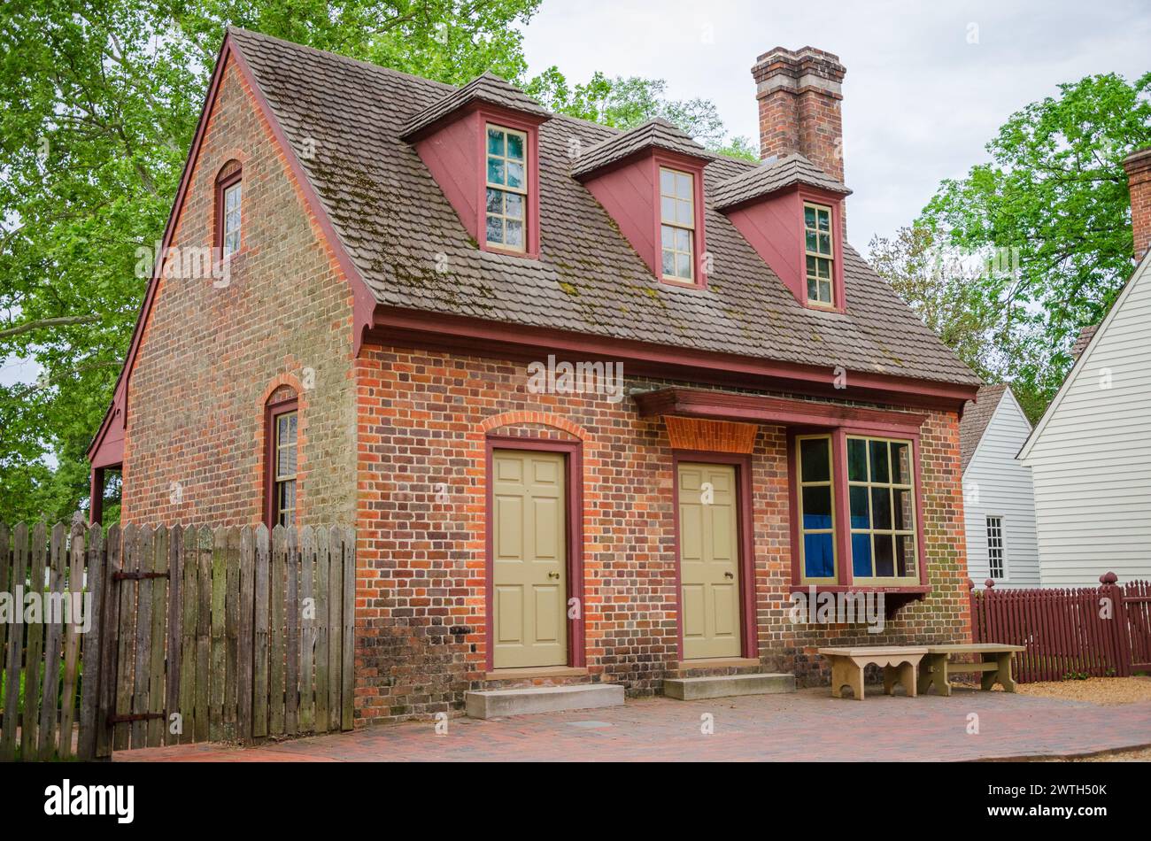 The “Historic Triangle” Historical Colonial Williamsburg in Virginia ...