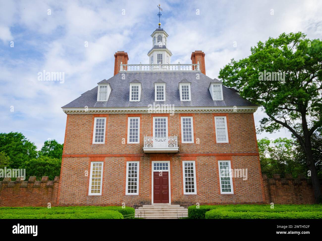The “Historic Triangle” Historical Colonial Williamsburg in Virginia ...