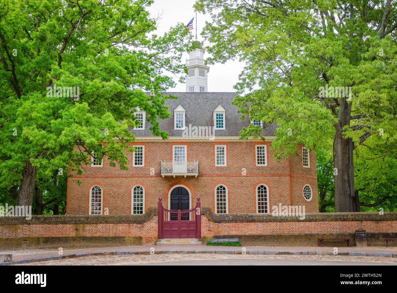 The “Historic Triangle” Historical Colonial Williamsburg in Virginia ...