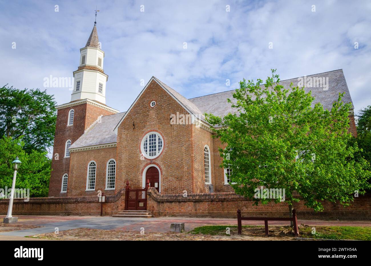 The “Historic Triangle” Historical Colonial Williamsburg in Virginia ...