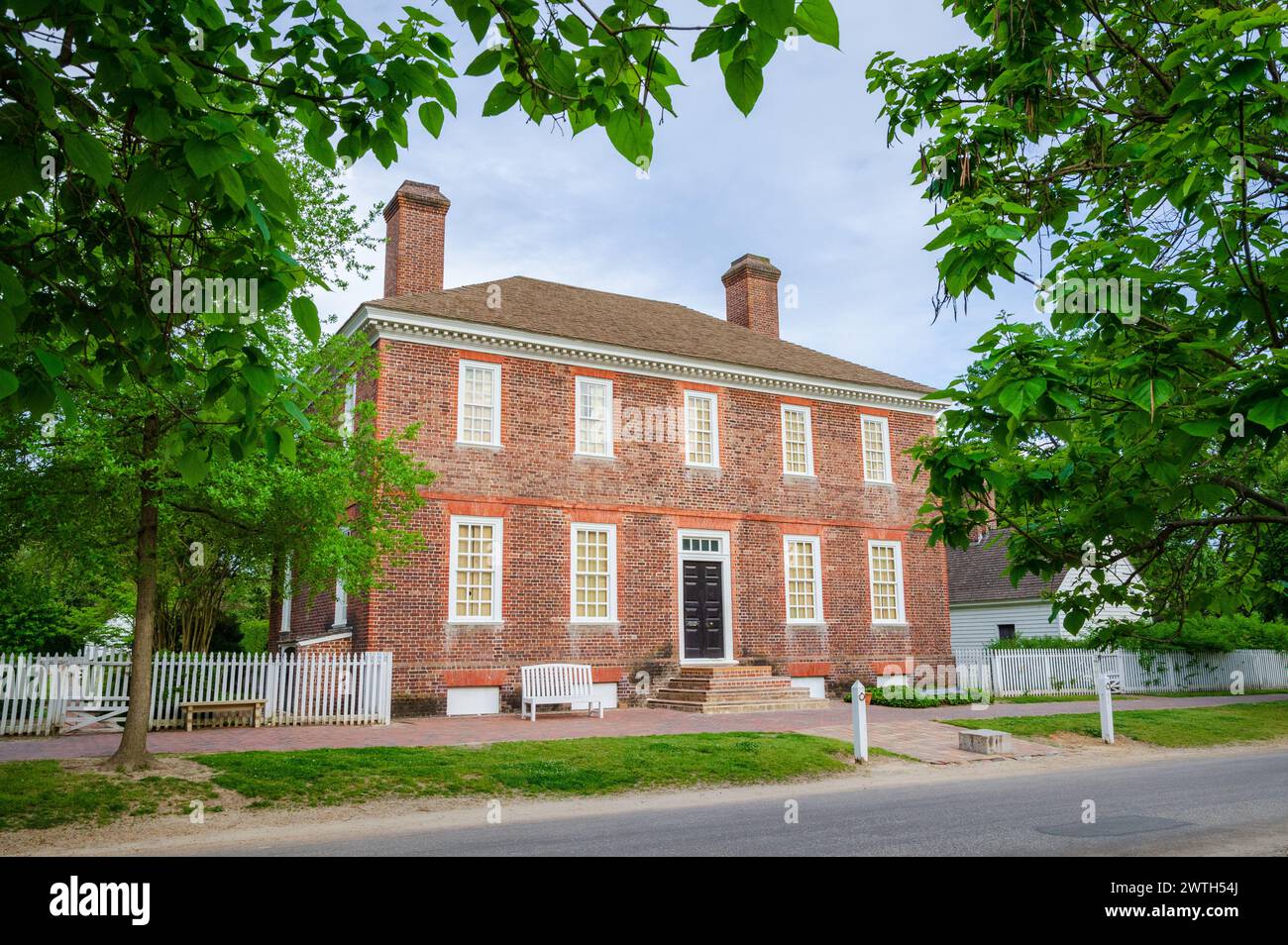 The “Historic Triangle” Historical Colonial Williamsburg in Virginia ...
