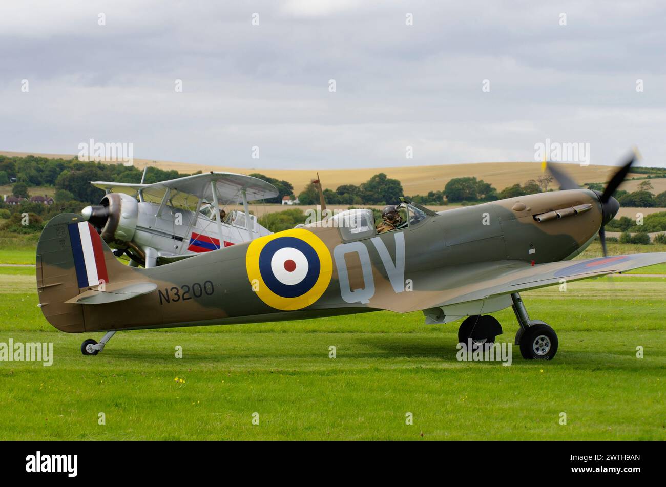 Vickers, Supermarine, Spitfire, Mk 1, N3200, Shoreham Air Display Stock ...