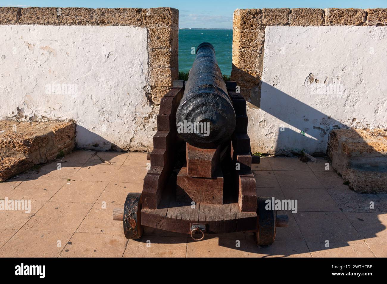 Old defense walls hi-res stock photography and images - Alamy