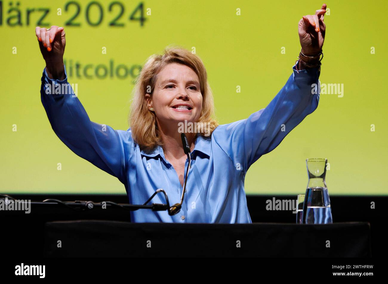 Annette Frier bei der lit.Cologne 2024 Veranstaltung Remix 5 Mein Leben ...