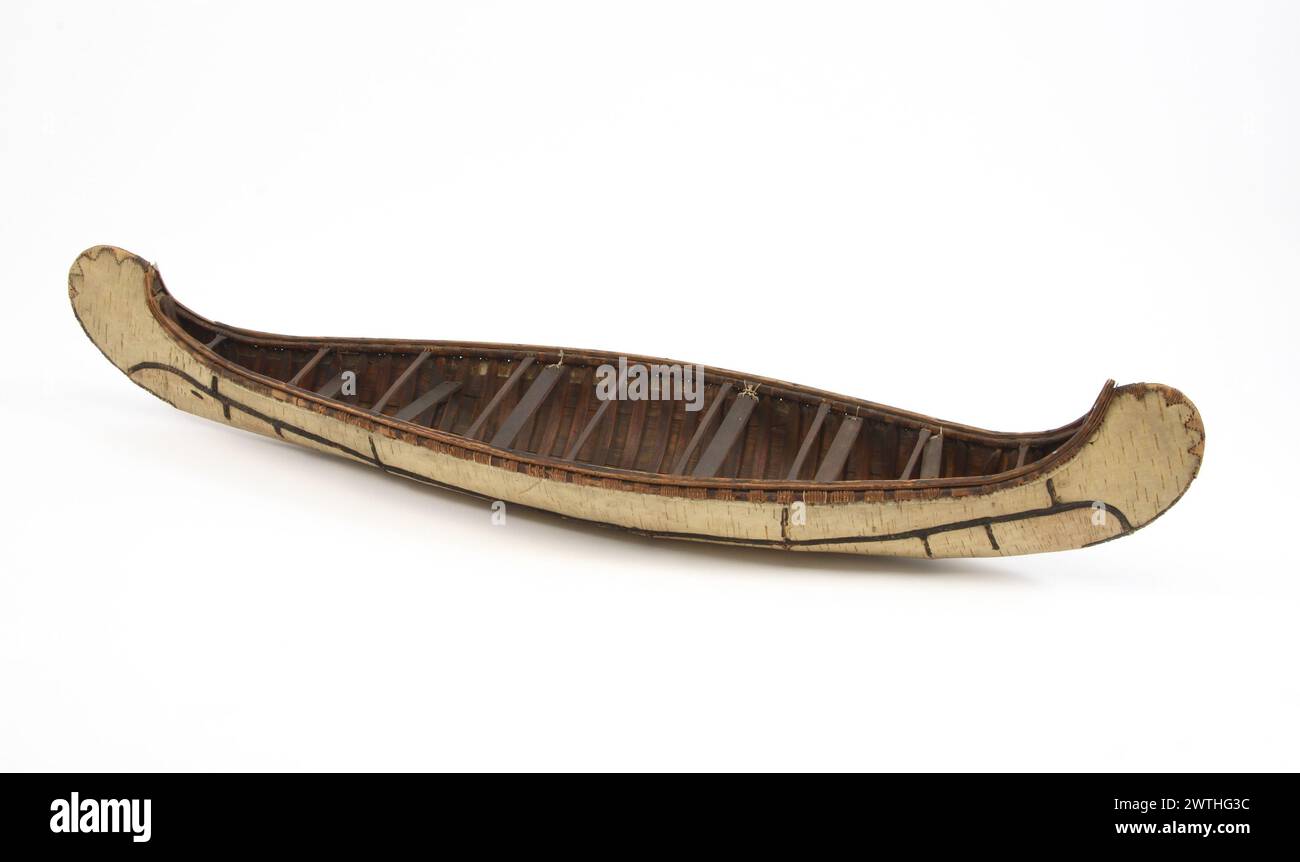 Canoe shape Cut Out Stock Images & Pictures - Alamy