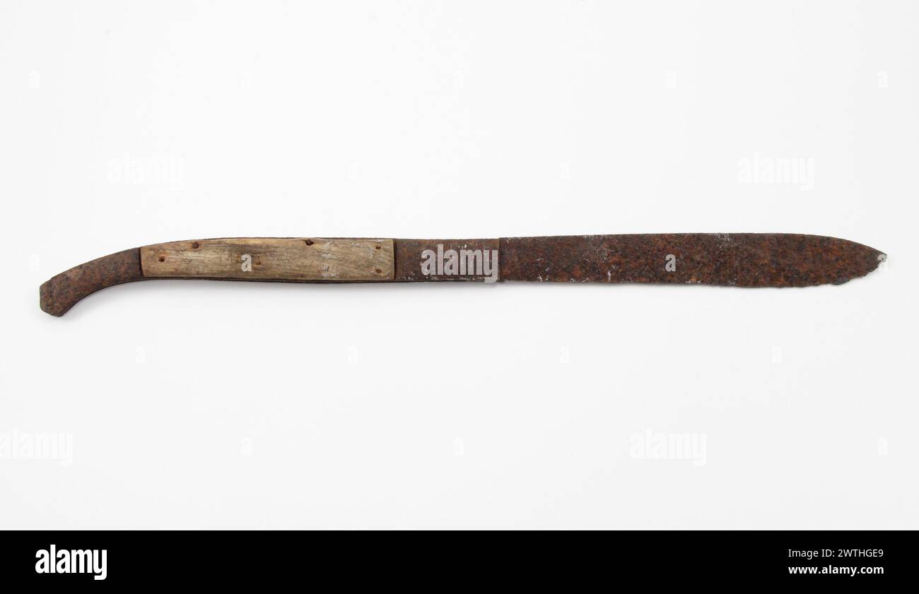 Hand held knife slicing hi-res stock photography and images - Alamy