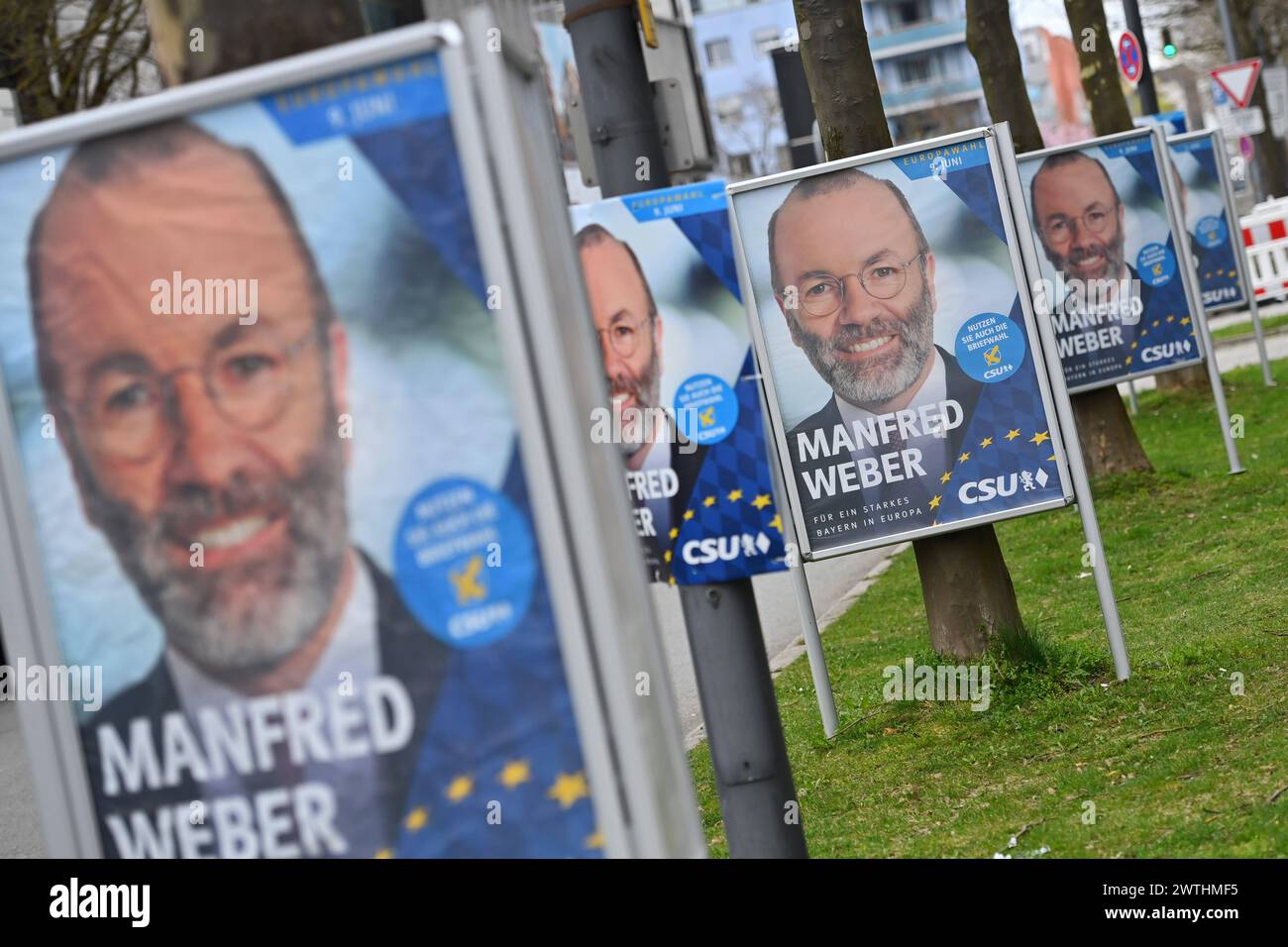 Wahlplakate von Manfred WEBER EVP zur Europapawahl 2024.Wahlplakat ...