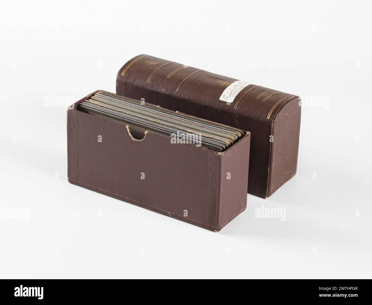 Stereoscope photographs hi-res stock photography and images - Alamy