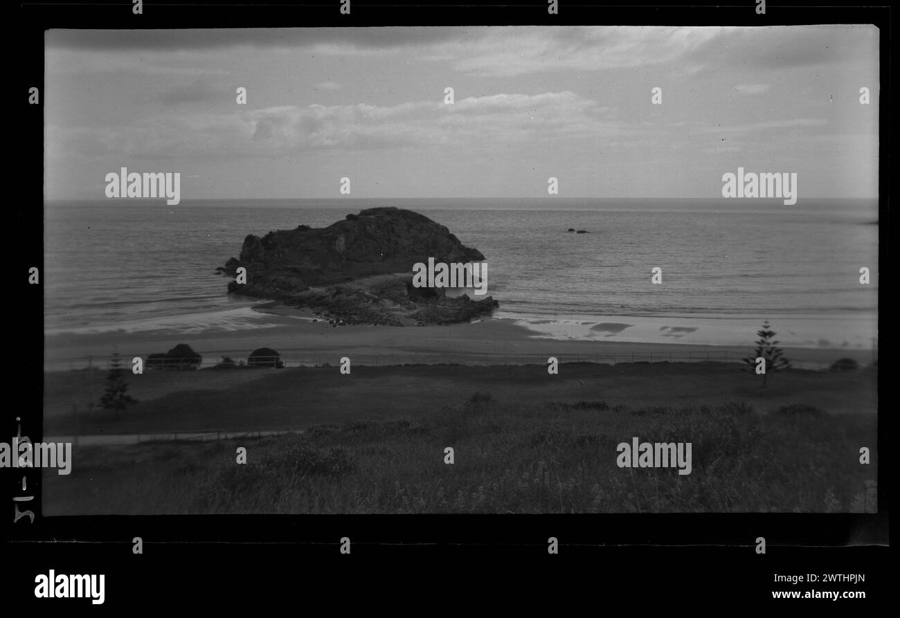 Moturiki peninsula hi-res stock photography and images - Alamy
