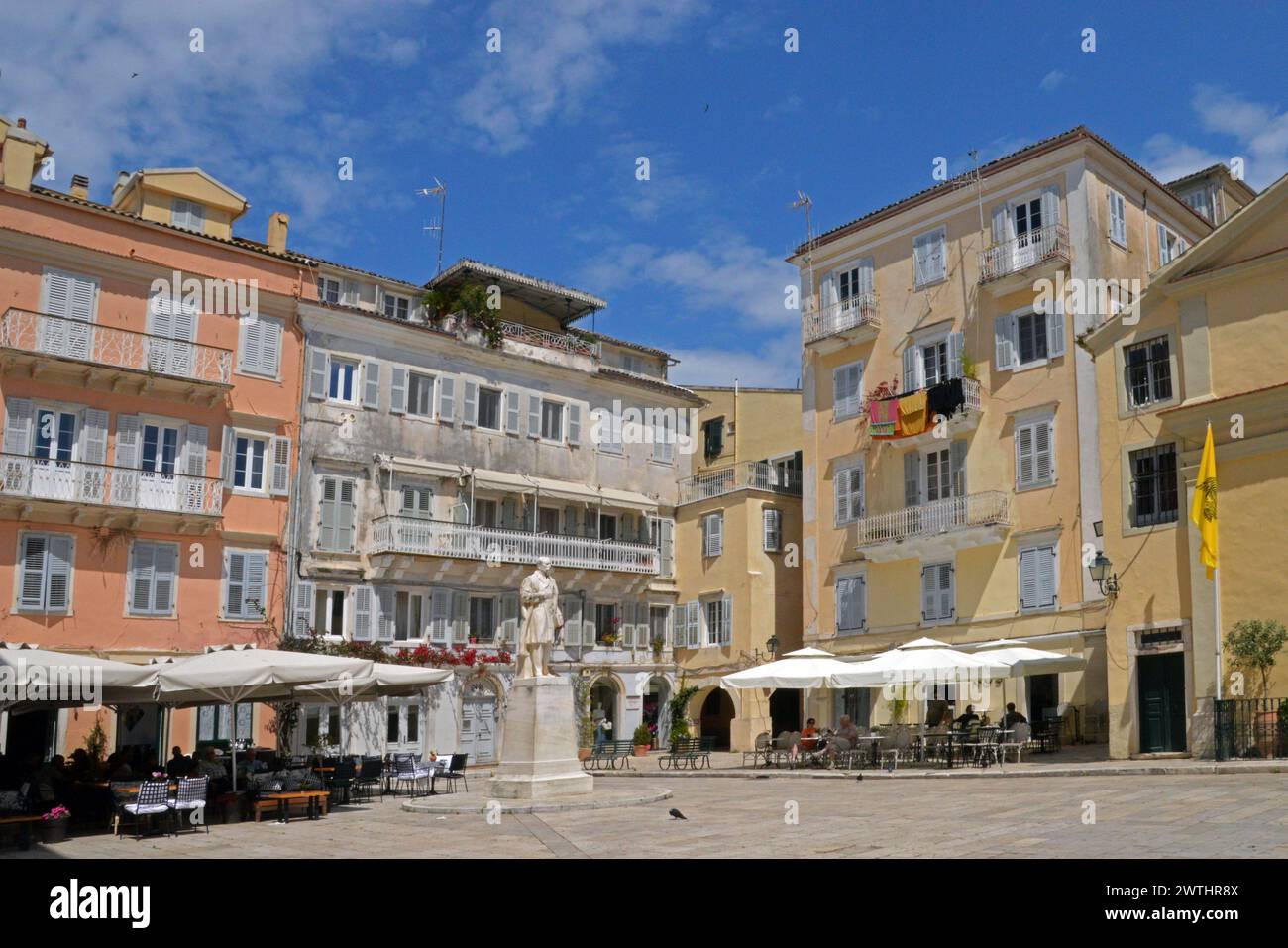 Greece, Island of Corfu, Kerkyra (Corfu town): Platia Iroon Kypriakon ...