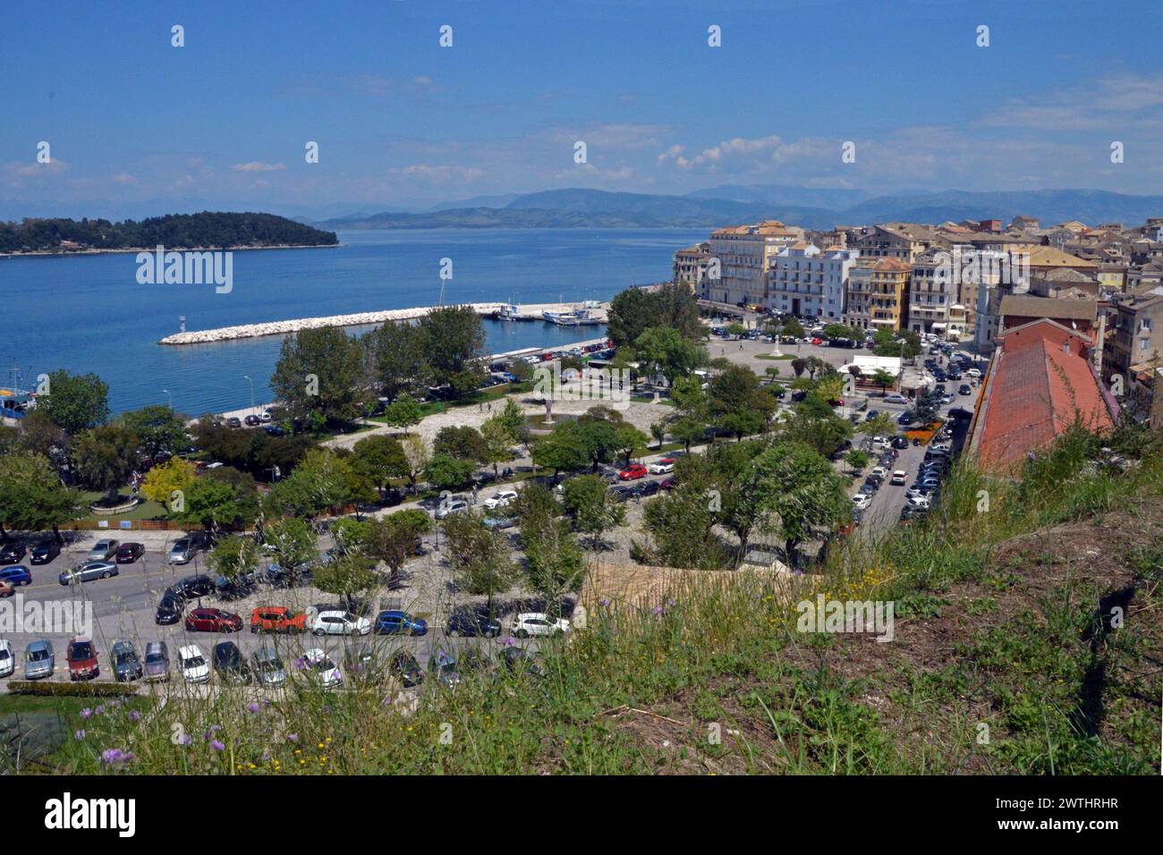 Greece, Island of Corfu, Kerkyra (Corfu town): view of the Spilia area ...