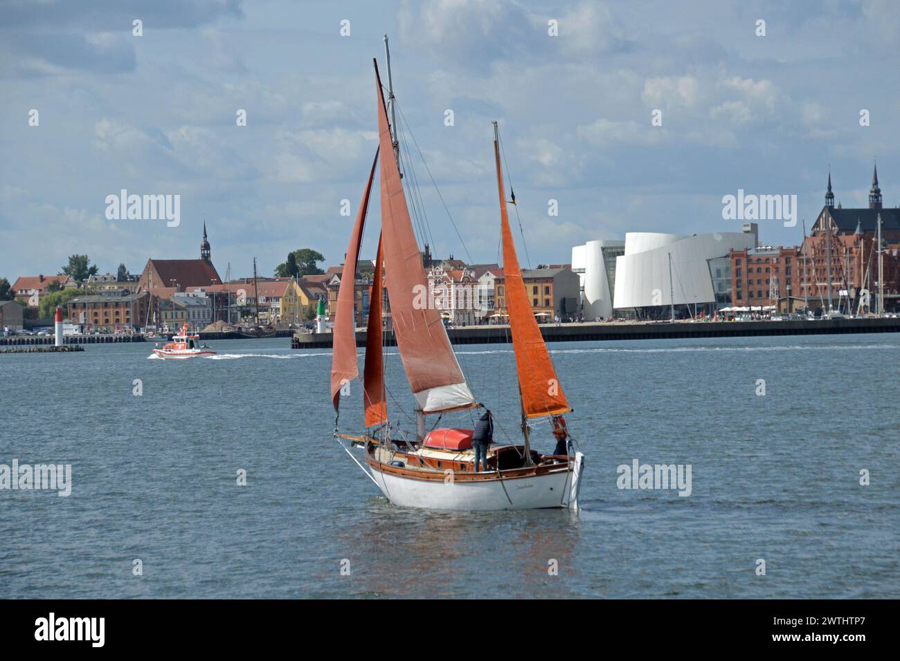 Germany, Mecklenburg-Vorpommern, Stralsund (Hansa Town): a traditional ...