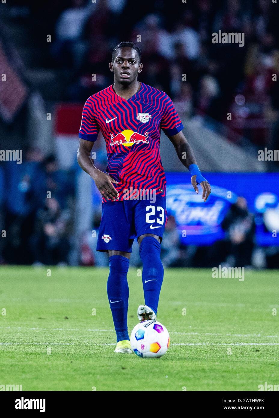 Castello lukeba bundesliga hi-res stock photography and images - Alamy