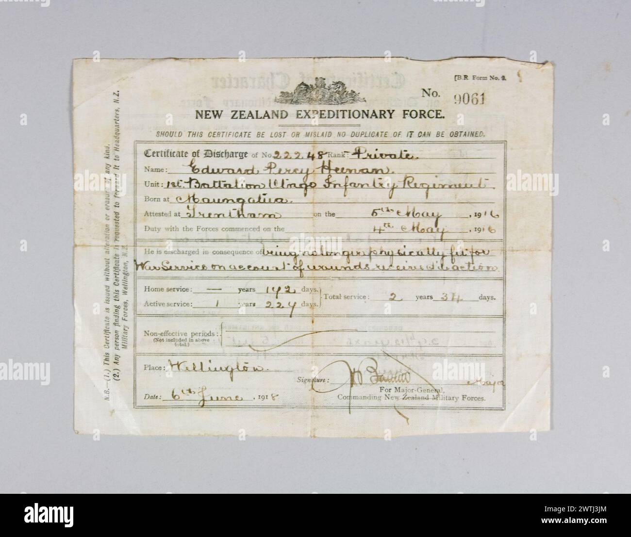 Certificate of Discharge official documents, certificates Stock Photo ...