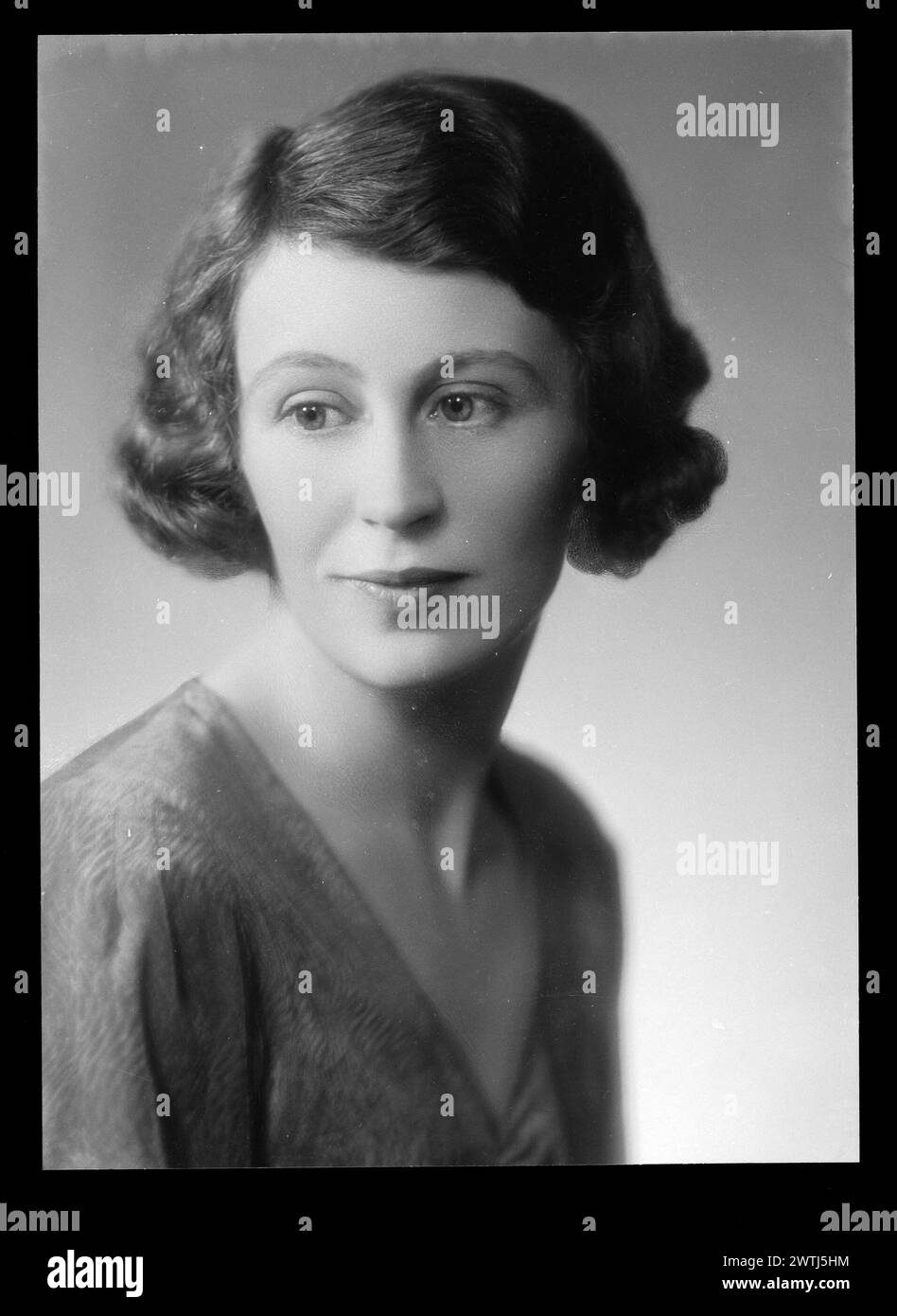 Woman; inscribed 'Mrs J F. Hunt' gelatin silver negatives, black-and ...
