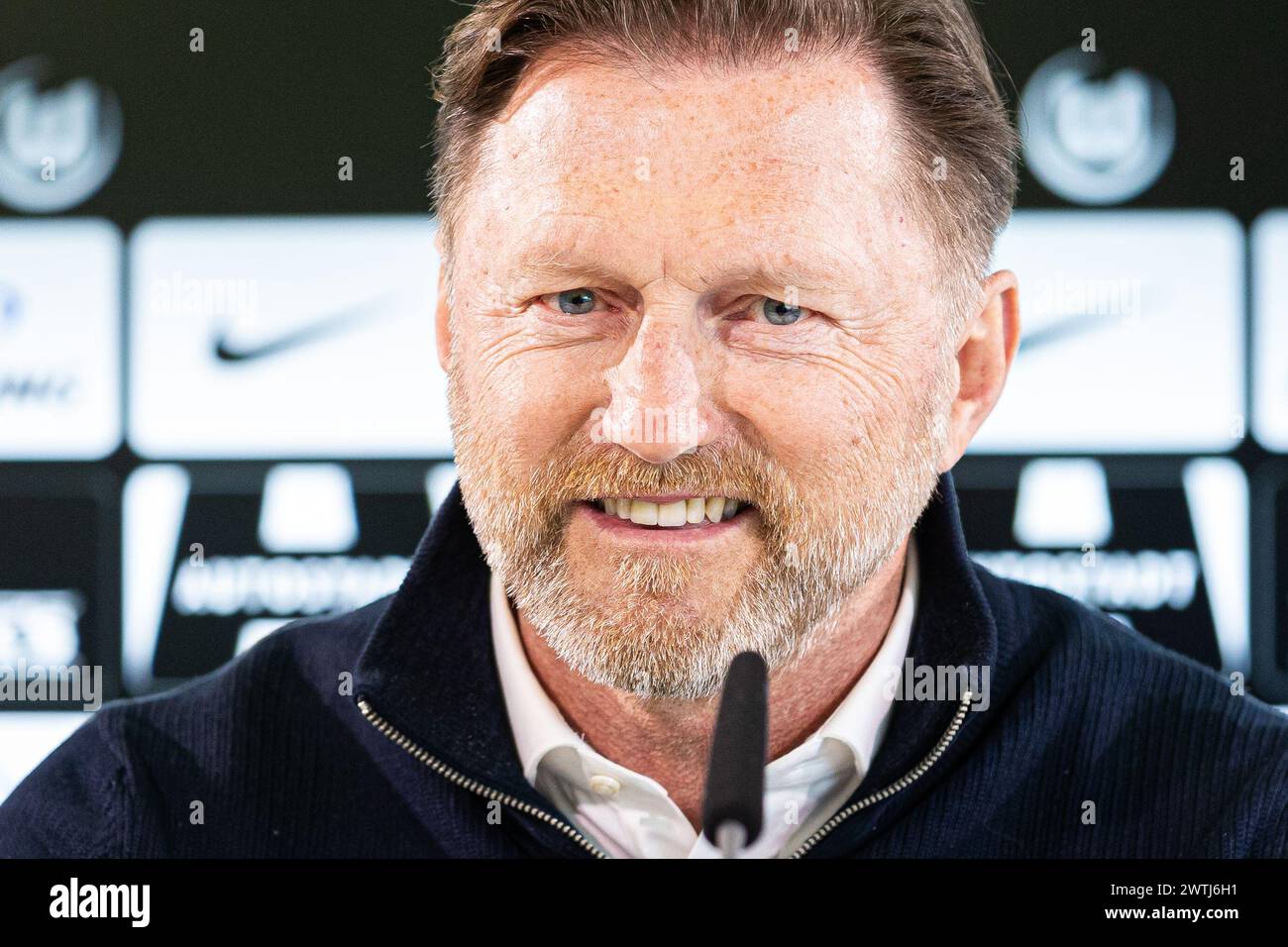 Wolfsburg, Germany. 18th Mar, 2024. Soccer: Bundesliga, presentation of ...