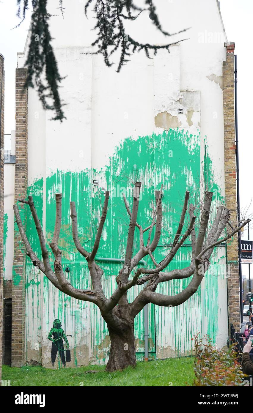 Banksy tree mural hi-res stock photography and images - Alamy