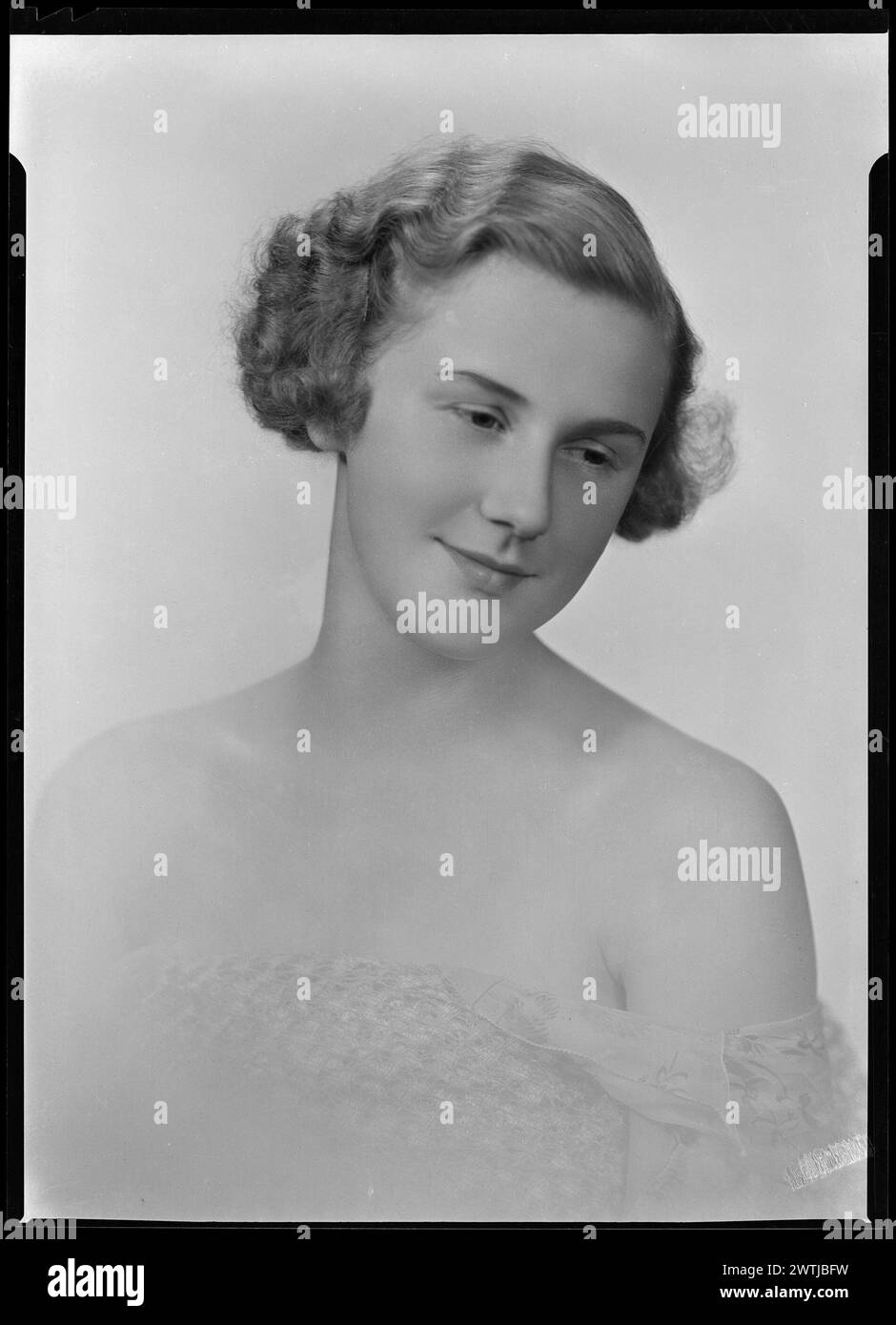 Miss L Meinhold black-and-white negatives, studio portraits, gelatin ...