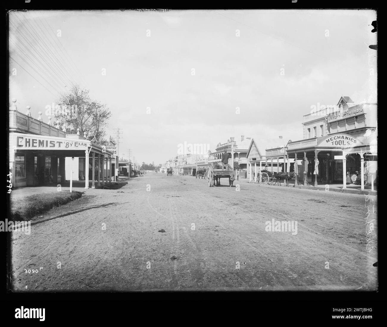 Hamilton victoria street Black and White Stock Photos & Images - Alamy