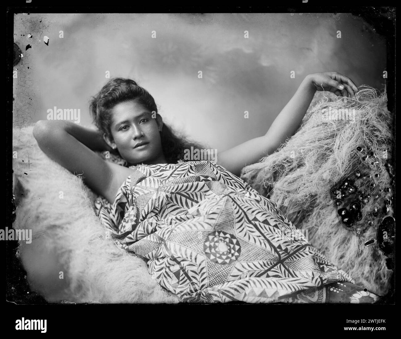 Samoan girl hi-res stock photography and images - Alamy