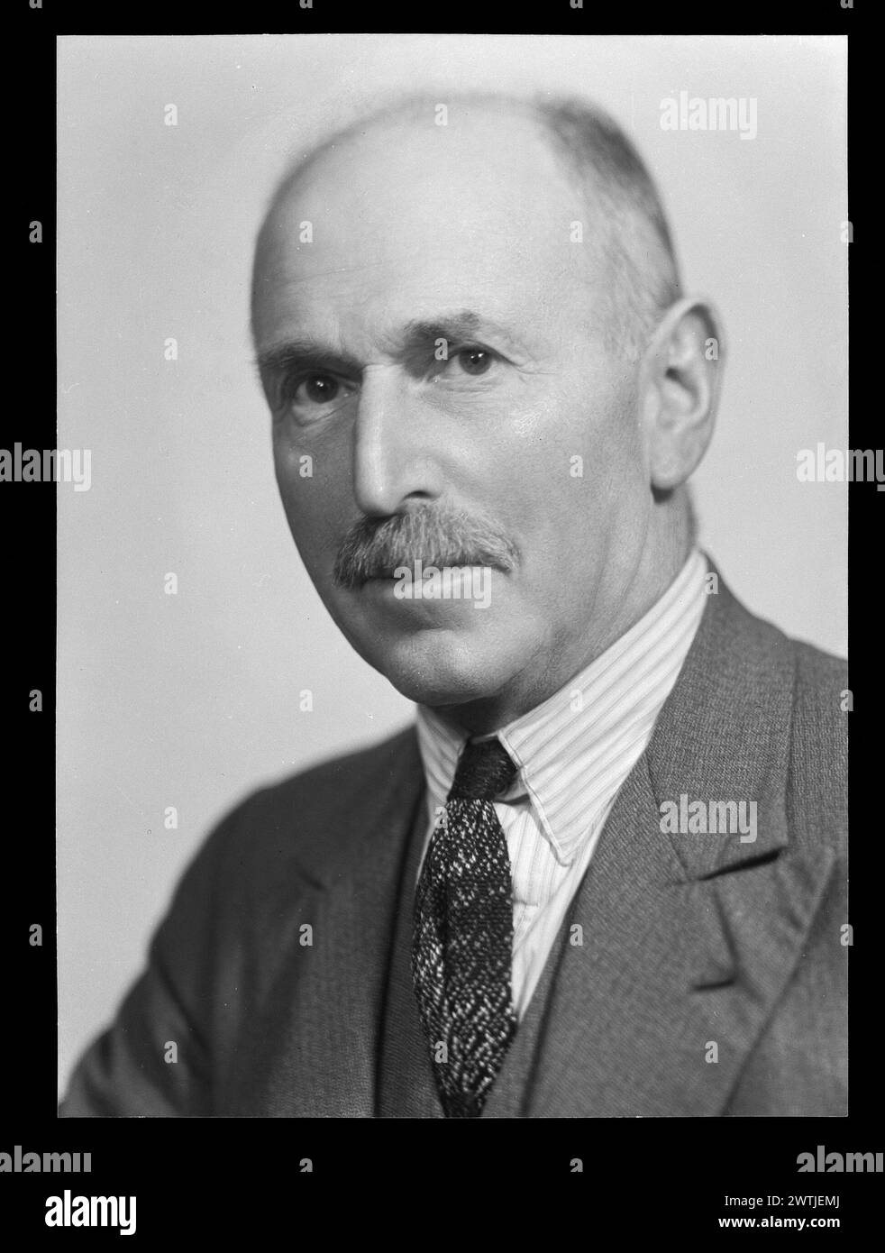 Man; inscribed 'Mr Parlane' gelatin silver negatives, black-and-white ...