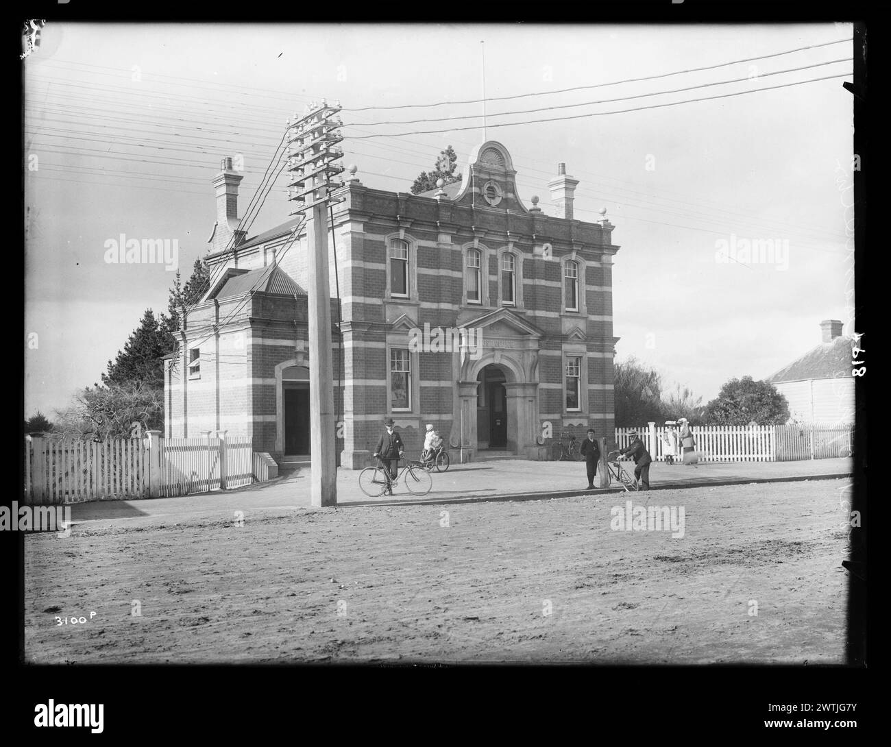 Hamilton post office hi-res stock photography and images - Alamy