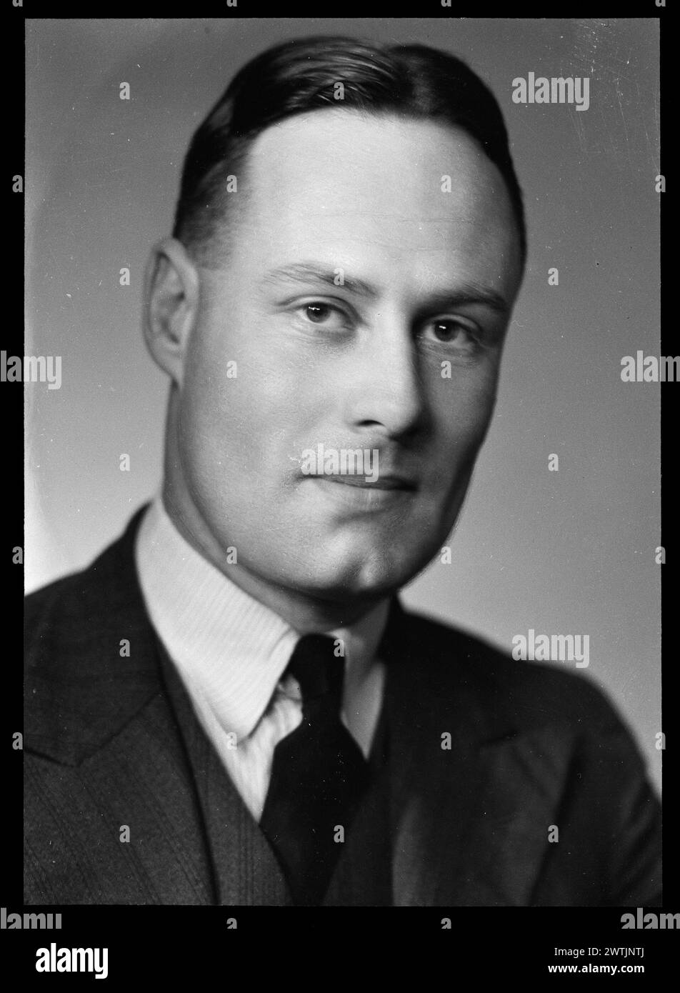 Man; inscribed 'Mr E M Kelly' gelatin silver negatives, black-and-white ...