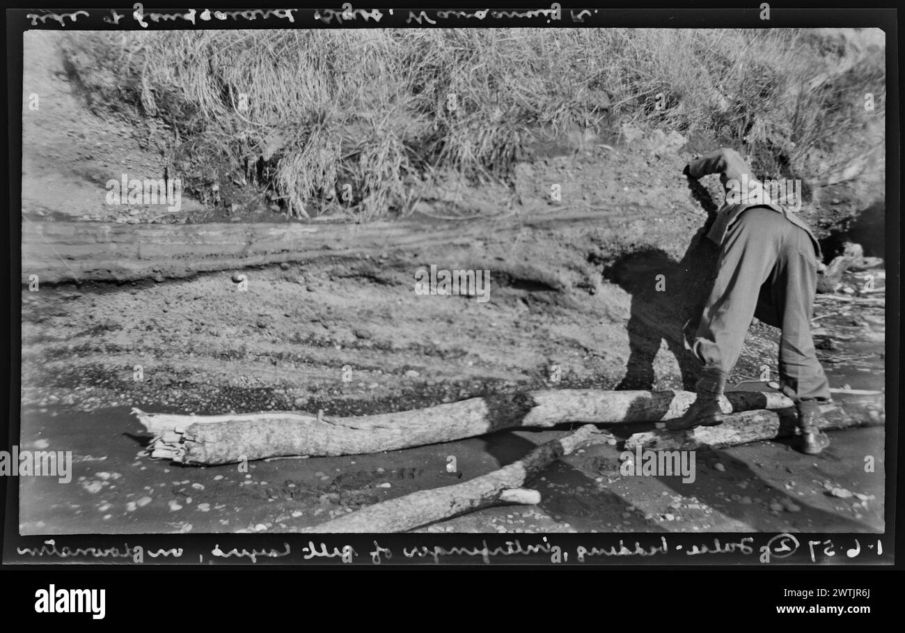 False bedding, .... interfinger of silt layer .... black-and-white ...