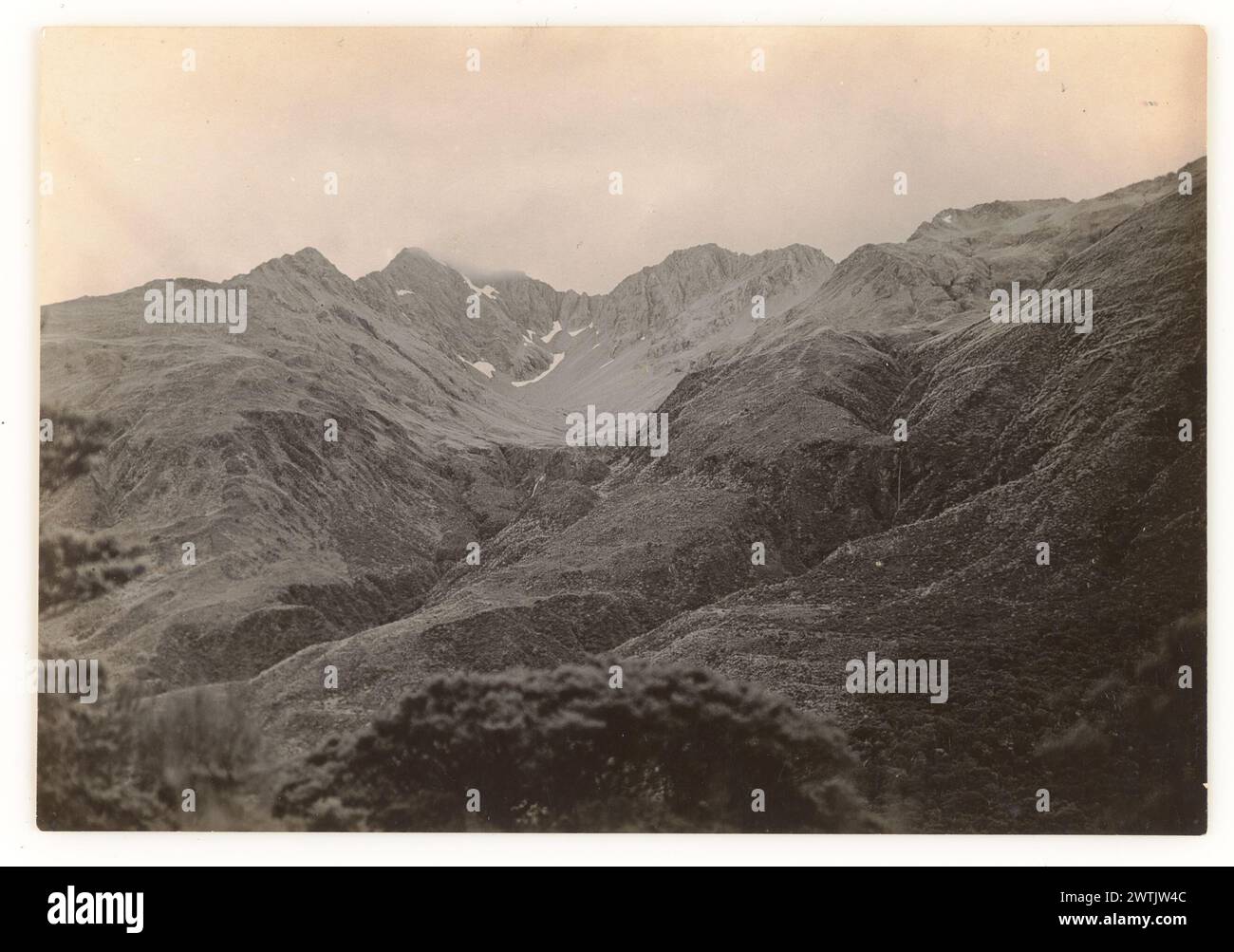 Temple basin Cut Out Stock Images & Pictures - Alamy