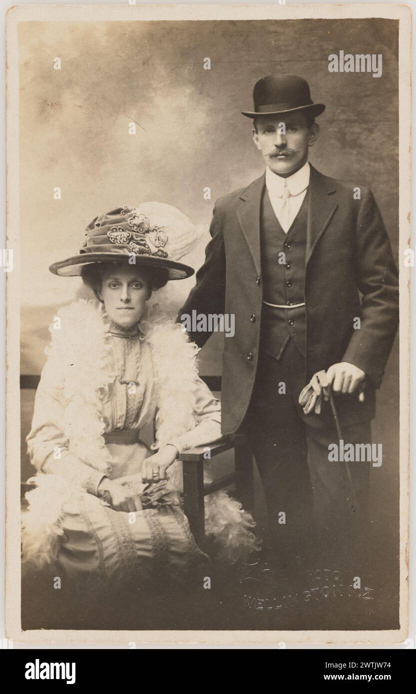 Couple - wedding portrait photographic postcards, studio portraits ...