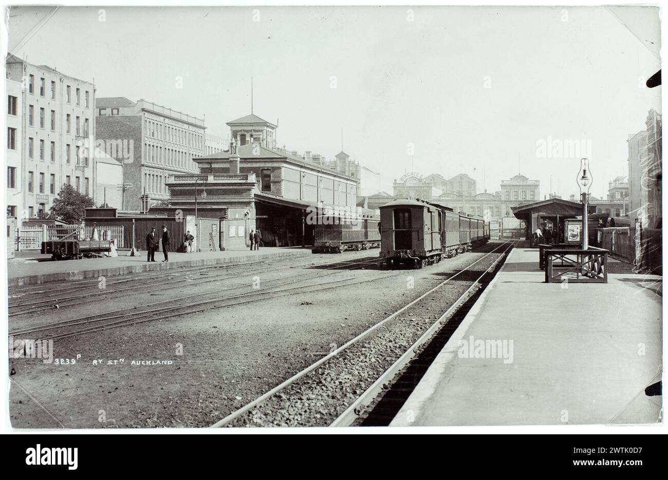 Black white railway platform Cut Out Stock Images & Pictures - Alamy