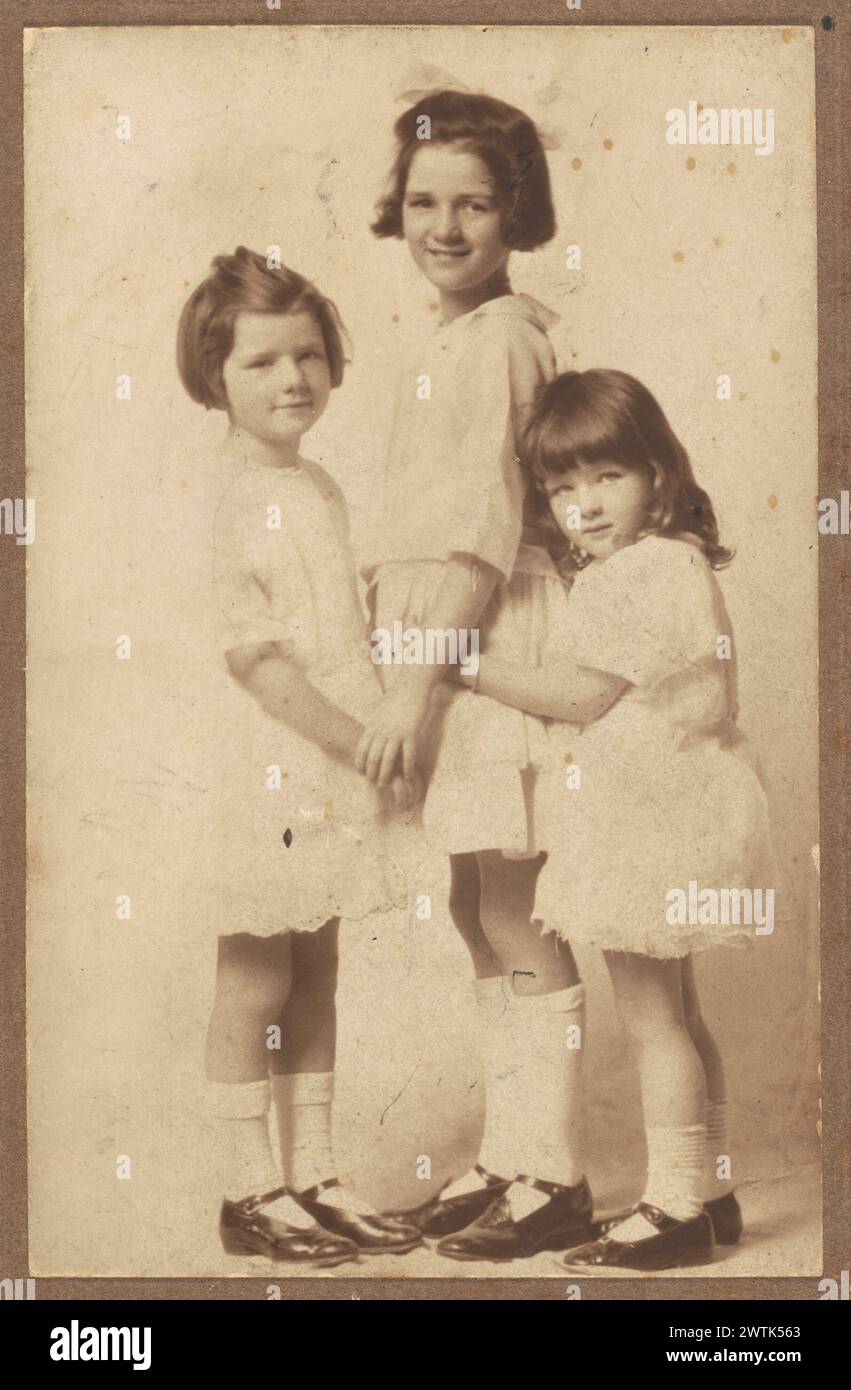 Connell sisters - Kathleen, Mary, Lilian Patricia ('Pat') photographic ...