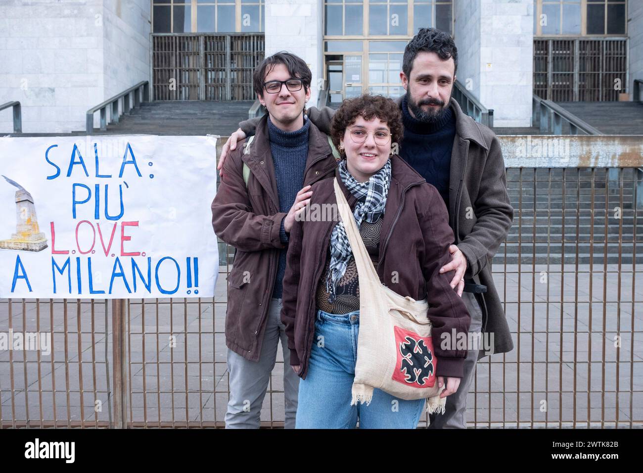 Palazzo di giustizia milan hi-res stock photography and images - Alamy
