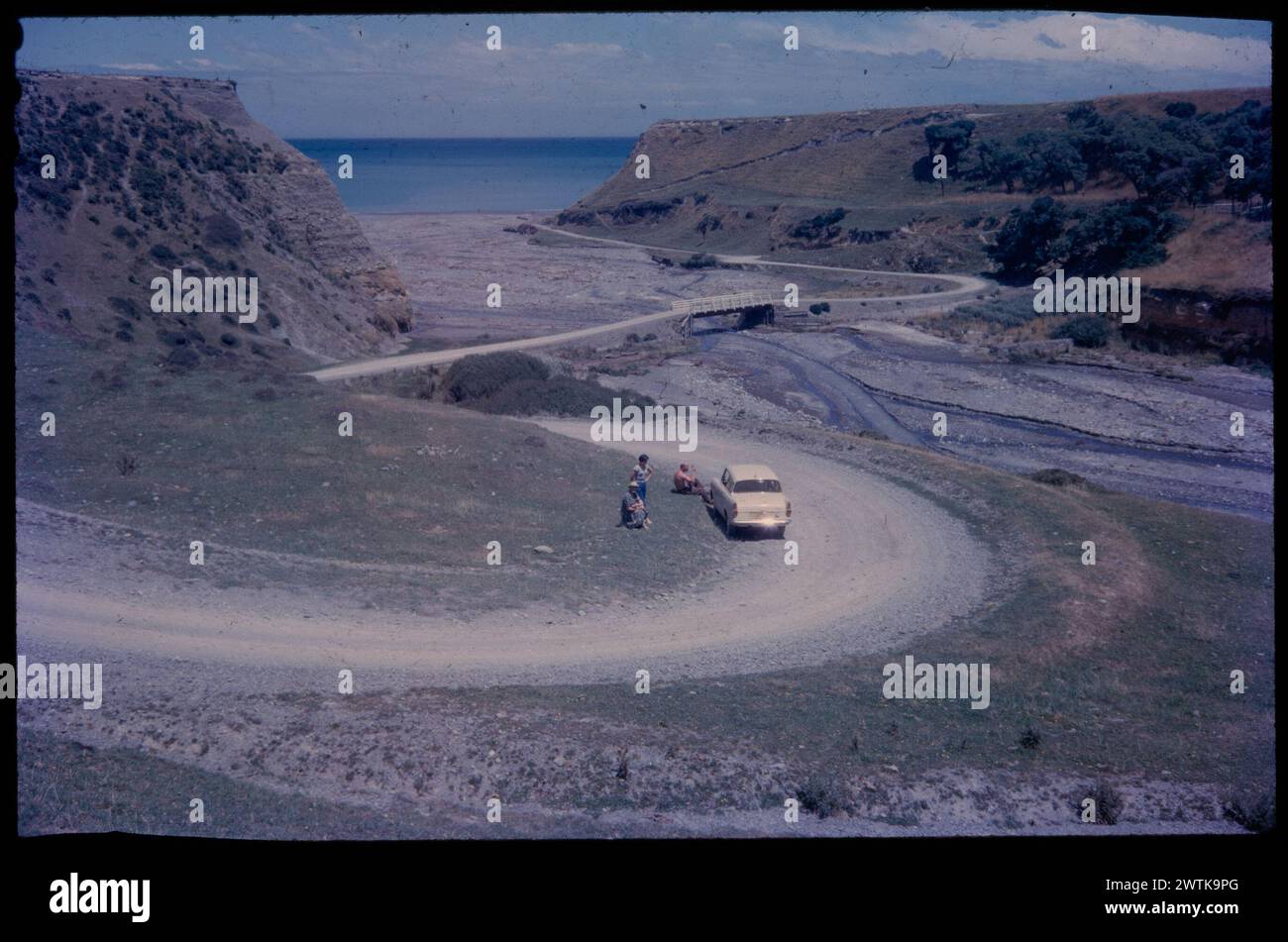 The descent into the narrow lower valley of the Wharekauhau River ...