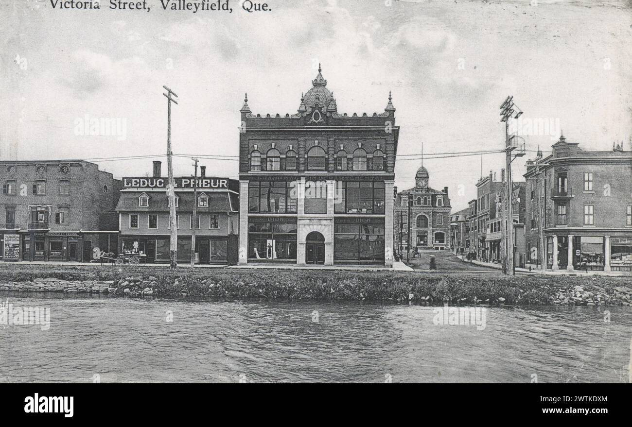 Valleyfield hi-res stock photography and images - Alamy