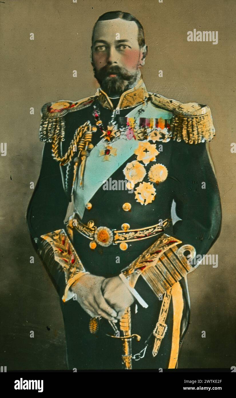 King george v in uniform hi-res stock photography and images - Alamy